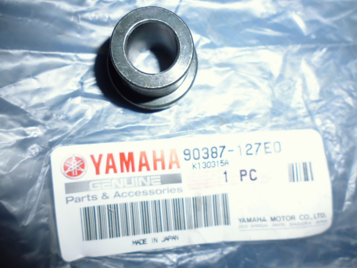 BØSNING FORHJUL HØJRE FS1 50 90387-127E0 90387-12272 90387-12670 DX ...