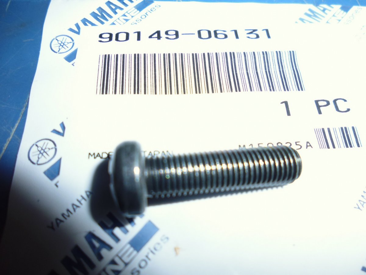 SKRUE SCREW FS1 50 90146-06008 90149-06131 90146-06005 306-83928-01 ...